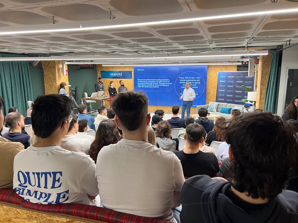 Convocatoria de becas MREC